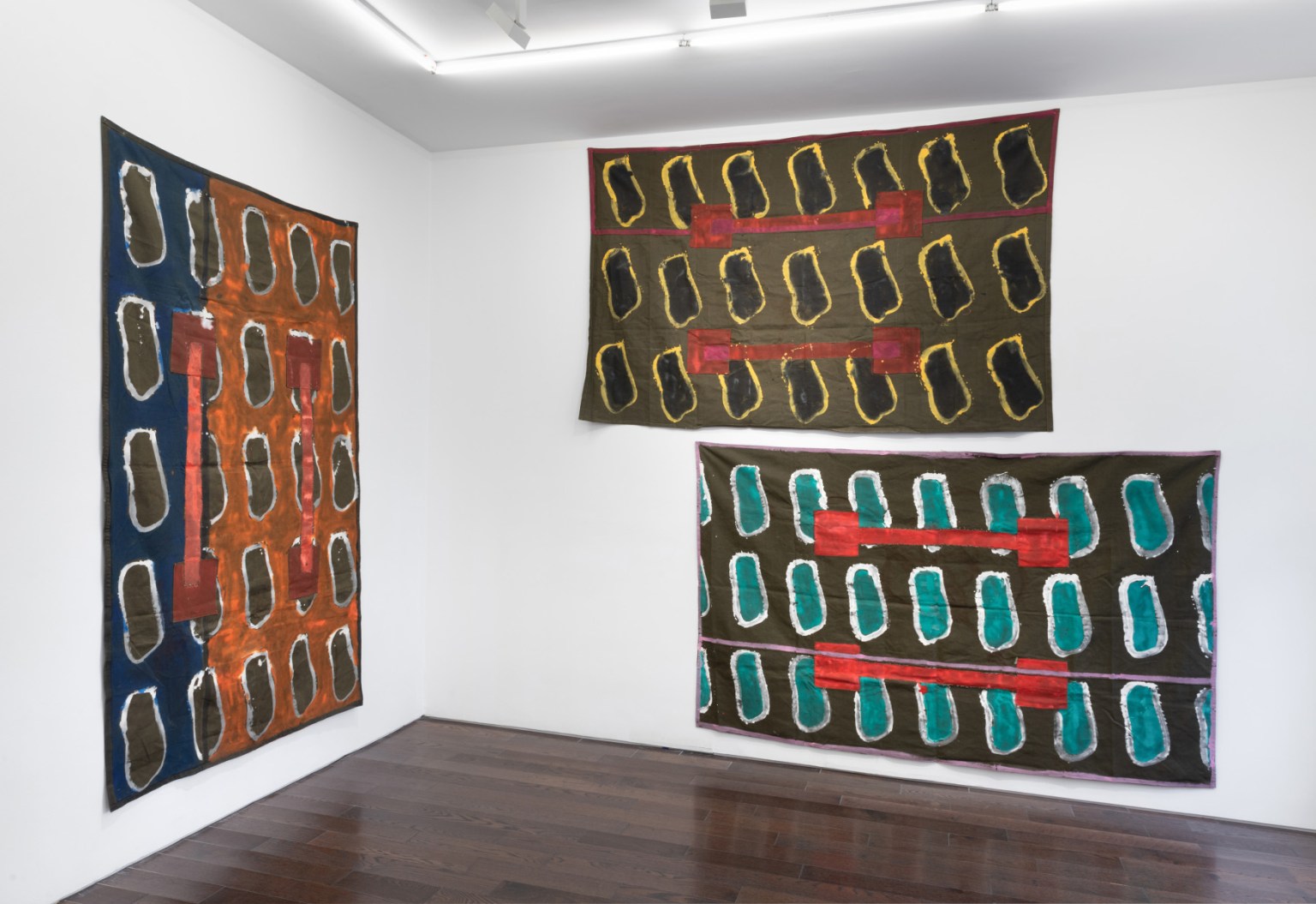 Claude Viallat, Supports/Surfaces, and life during wartime – Two Coats ...